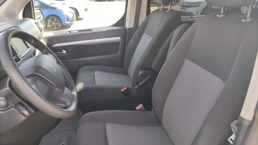 White Peugeot Traveller 2018 in Klaipeda, with an engine capacity of 2.00 L and mileage of 260 thousand km for 14300 €, photo 34 on AUTOMOTO.COM.LV