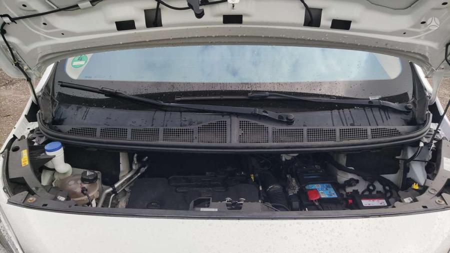 White Peugeot Traveller 2018 in Klaipeda, with an engine capacity of 2.00 L and mileage of 260 thousand km for 14300 €, photo 37 on AUTOMOTO.COM.LV