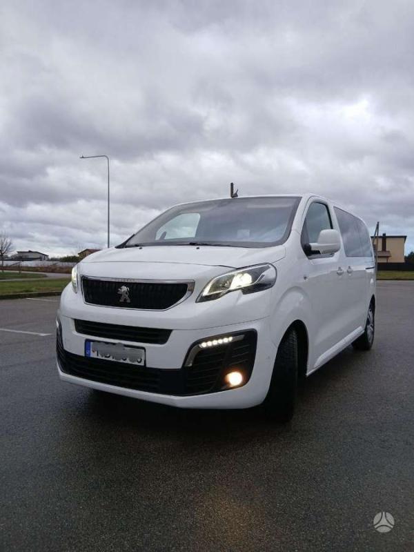 White Peugeot Traveller 2019 in Panevezys, with an engine capacity of 2.00 L and mileage of 272 thousand km for 17800 €, photo 1 on AUTOMOTO.COM.LV