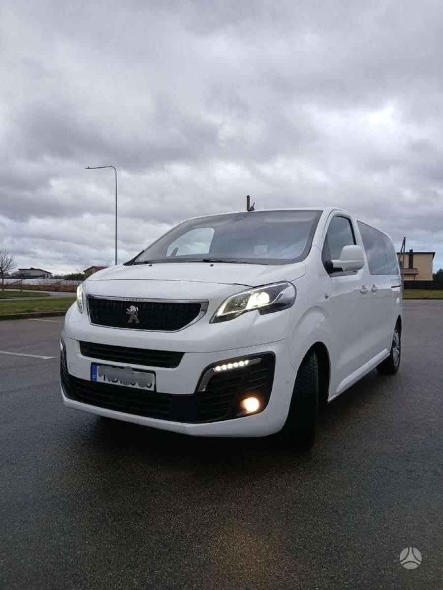 White Peugeot Traveller 2019 in Panevezys, with an engine capacity of 2.00 L and mileage of 272 thousand km for 17800 €, photo 1 on AUTOMOTO.COM.LV