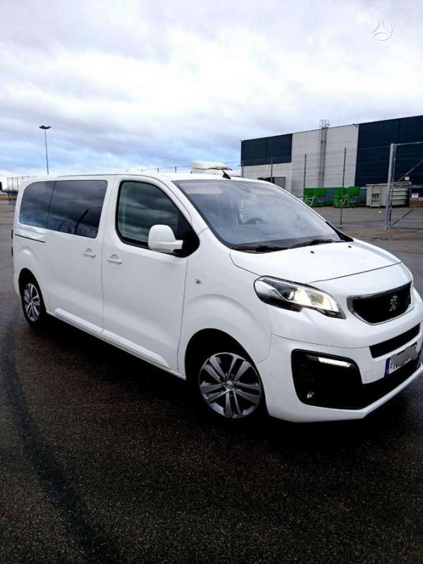 White Peugeot Traveller 2019 in Panevezys, with an engine capacity of 2.00 L and mileage of 272 thousand km for 17800 €, photo 4 on AUTOMOTO.COM.LV