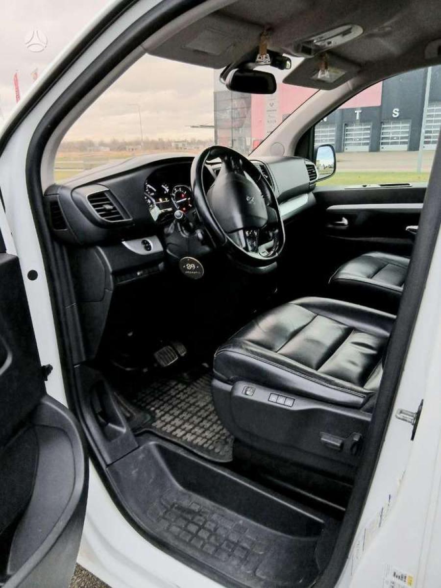 White Peugeot Traveller 2019 in Panevezys, with an engine capacity of 2.00 L and mileage of 272 thousand km for 17800 €, photo 16 on AUTOMOTO.COM.LV