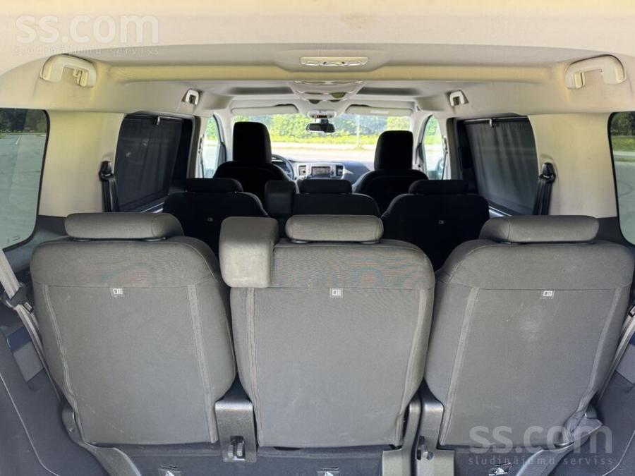 White Peugeot Traveller 2017 in Riga, with an engine capacity of 2.00 L and mileage of 0 thousand km for 16250 €, photo 11 on AUTOMOTO.COM.LV