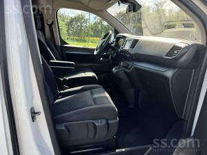 White Peugeot Traveller 2017 in Riga, with an engine capacity of 2.00 L and mileage of 0 thousand km for 16250 €, photo 16 on AUTOMOTO.COM.LV
