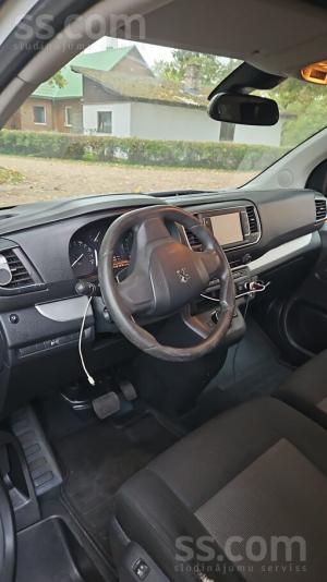 Balts Peugeot Traveller 2018 Tukums, ar dzinēja tilpumu 2.00 L un nobraukumu 300 tūkst. km par 7400 €, foto 13 vietnē AUTOMOTO.COM.LV