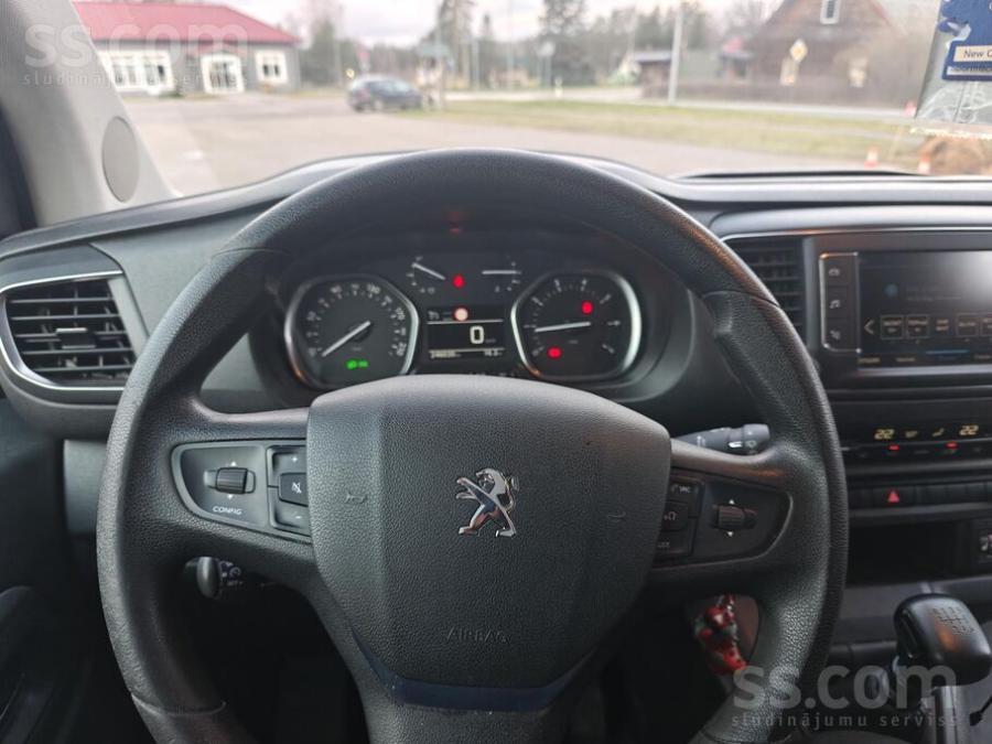 Balts Peugeot Traveller 2019 Rīga, ar dzinēja tilpumu 2.00 L un nobraukumu 260 tūkst. km par 18500 €, foto 6 vietnē AUTOMOTO.COM.LV