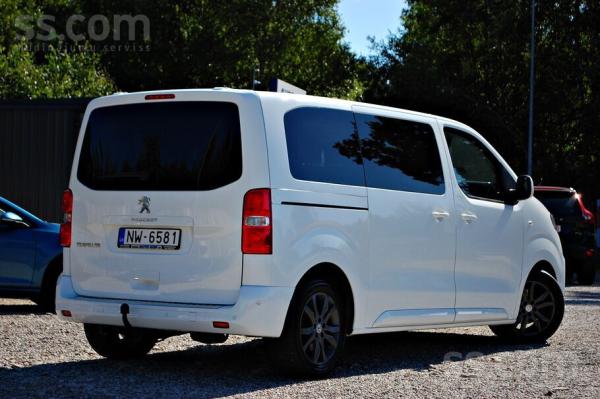 Balts Peugeot Traveller 2017 Tukums, ar dzinēja tilpumu 2.00 L un nobraukumu 167 tūkst. km par 17900 €, foto 2 vietnē AUTOMOTO.COM.LV