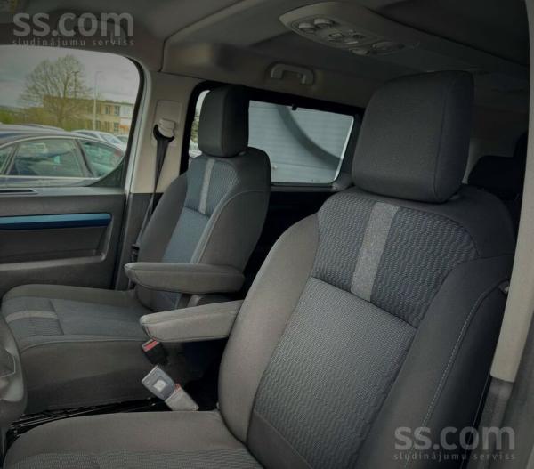 White Peugeot Traveller 2021 in Telschi, with an engine capacity of 2.00 L and mileage of 255 thousand km for 17999 €, photo 9 on AUTOMOTO.COM.LV