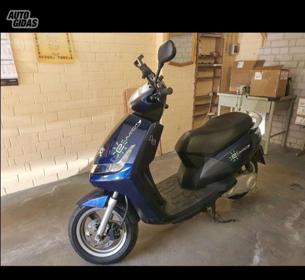 Zils Peugeot Vivacity 2017 Viļņa, ar dzinēja tilpumu 0.00 L un nobraukumu 6 tūkst. km par 850 €, foto 2 vietnē AUTOMOTO.COM.LV
