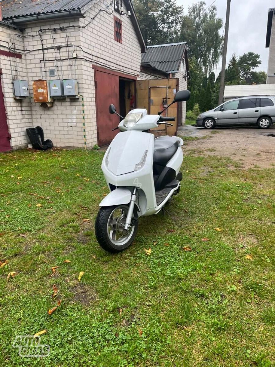 Balts Peugeot Vivacity 2008 Alīta, ar dzinēja tilpumu 0.05 L un nobraukumu 0 tūkst. km par 850 €, foto 3 vietnē AUTOMOTO.COM.LV