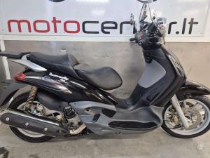 Черный Piaggio Beverly 2006 в Каунас, объемом двигателя 0.46 л и пробегом 32 тыс. км за 1500 €, фото 4 на AUTOMOTO.COM.LV