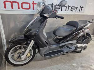 Черный Piaggio Beverly 2006 в Каунас, объемом двигателя 0.46 л и пробегом 32 тыс. км за 1500 €, фото 6 на AUTOMOTO.COM.LV
