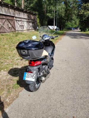 Черный Piaggio Beverly 2008 в Варена, объемом двигателя 0.50 л и пробегом 64 тыс. км за 1800 €, фото 7 на AUTOMOTO.COM.LV