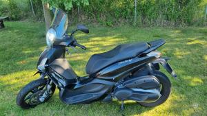 Melns Piaggio Beverly 2020 Šauļi, ar dzinēja tilpumu 0.33 L un nobraukumu 24 tūkst. km par 1100 €, foto 8 vietnē AUTOMOTO.COM.LV
