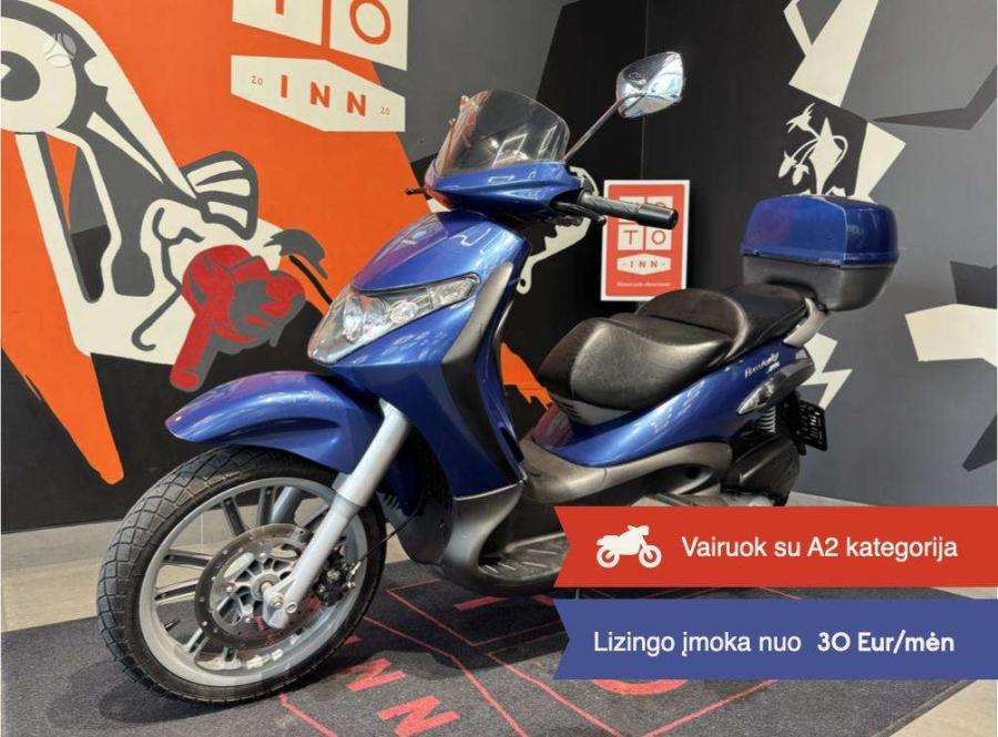 Blue Piaggio Beverly 2004 in Vilnius, with an engine capacity of 0.25 L and mileage of 25 thousand km for 1499 €, photo 1 on AUTOMOTO.COM.LV