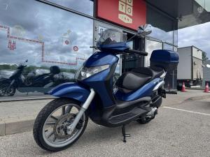 Blue Piaggio Beverly 2004 in Vilnius, with an engine capacity of 0.25 L and mileage of 25 thousand km for 1499 €, photo 5 on AUTOMOTO.COM.LV