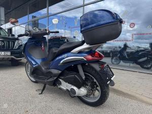 Blue Piaggio Beverly 2004 in Vilnius, with an engine capacity of 0.25 L and mileage of 25 thousand km for 1499 €, photo 7 on AUTOMOTO.COM.LV