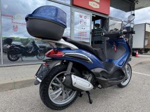 Blue Piaggio Beverly 2004 in Vilnius, with an engine capacity of 0.25 L and mileage of 25 thousand km for 1499 €, photo 8 on AUTOMOTO.COM.LV