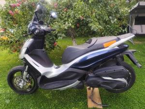 Синий Piaggio Beverly 2012 в Пасвалис, объемом двигателя 0.33 л и пробегом 18 тыс. км за 400 €, фото 5 на AUTOMOTO.COM.LV