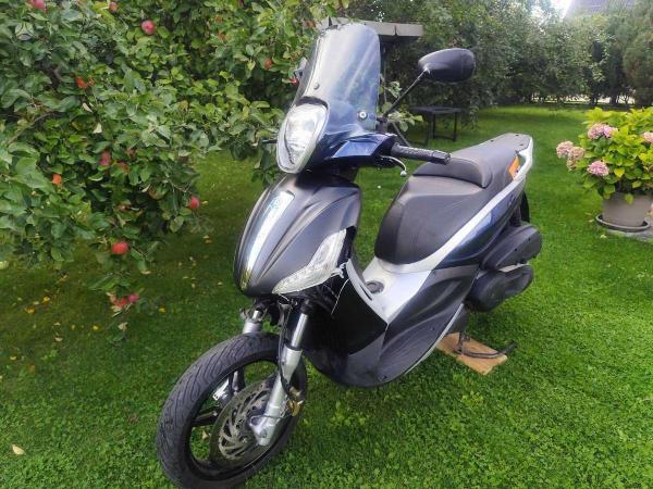 Blue Piaggio Beverly 2012 in Pasvalys, with an engine capacity of 0.33 L and mileage of 18 thousand km for 400 €, photo 4 on AUTOMOTO.COM.LV