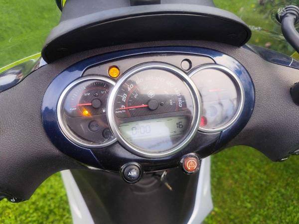 Blue Piaggio Beverly 2012 in Pasvalys, with an engine capacity of 0.33 L and mileage of 18 thousand km for 400 €, photo 9 on AUTOMOTO.COM.LV
