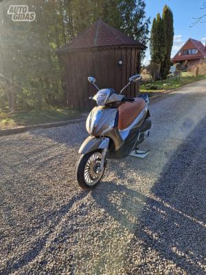 Piaggio Beverly 2012 в Радвилишкис, объемом двигателя 0.00 л и пробегом 0 тыс. км за 2500 €, фото 3 на AUTOMOTO.COM.LV