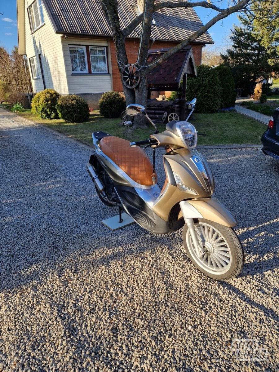 Piaggio Beverly 2012 в Радвилишкис, объемом двигателя 0.00 л и пробегом 0 тыс. км за 2500 €, фото 4 на AUTOMOTO.COM.LV