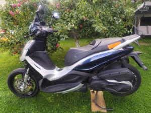 Piaggio Beverly 2012 in Pasvalys, with an engine capacity of 0.33 L and mileage of 18 thousand km for 399 €, photo 4 on AUTOMOTO.COM.LV