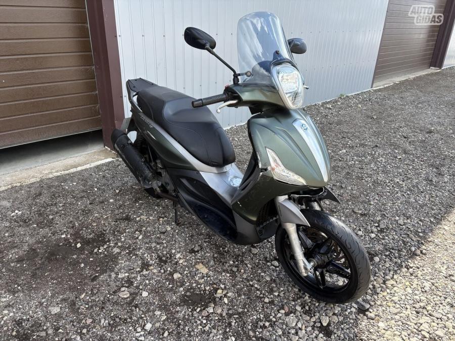 Piaggio Beverly 2016 in Kelme, with an engine capacity of 0.00 L and mileage of 39 thousand km for 1130 €, photo 1 on AUTOMOTO.COM.LV