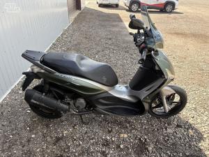 Piaggio Beverly 2016 in Kelme, with an engine capacity of 0.00 L and mileage of 39 thousand km for 1130 €, photo 3 on AUTOMOTO.COM.LV