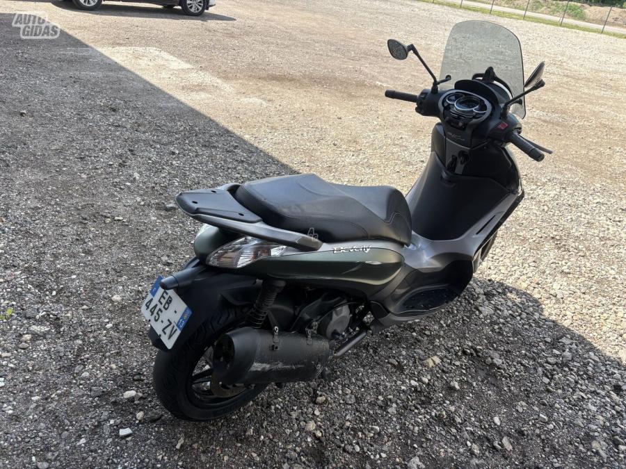 Piaggio Beverly 2016 in Kelme, with an engine capacity of 0.00 L and mileage of 39 thousand km for 1130 €, photo 4 on AUTOMOTO.COM.LV