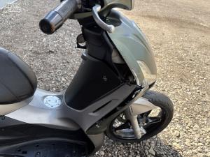 Piaggio Beverly 2016 in Kelme, with an engine capacity of 0.00 L and mileage of 39 thousand km for 1130 €, photo 13 on AUTOMOTO.COM.LV