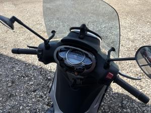 Piaggio Beverly 2016 in Kelme, with an engine capacity of 0.00 L and mileage of 39 thousand km for 1130 €, photo 15 on AUTOMOTO.COM.LV