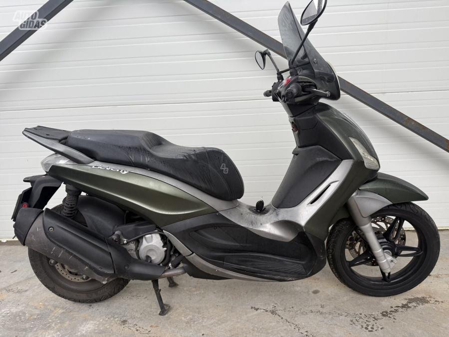 Piaggio Beverly 2019 in Taurage, with an engine capacity of 0.00 L and mileage of 0 thousand km for 1750 €, photo 1 on AUTOMOTO.COM.LV
