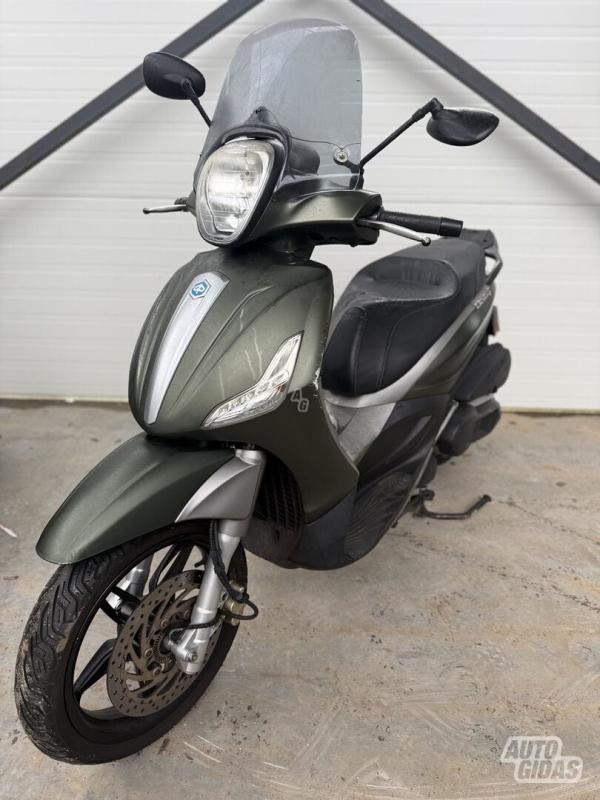 Piaggio Beverly 2019 in Taurage, with an engine capacity of 0.00 L and mileage of 0 thousand km for 1750 €, photo 6 on AUTOMOTO.COM.LV