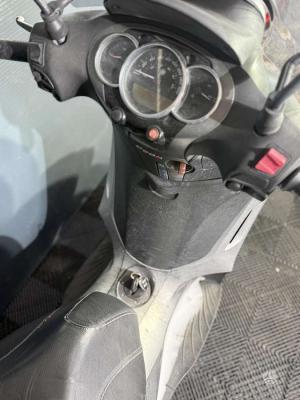 Piaggio Beverly 2019 в Таураге, объемом двигателя 0.35 л и пробегом 36 тыс. км за 1600 €, фото 4 на AUTOMOTO.COM.LV