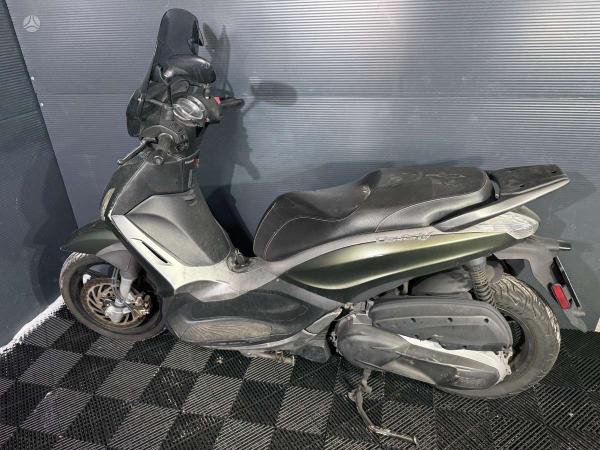 Piaggio Beverly 2019 в Таураге, объемом двигателя 0.35 л и пробегом 36 тыс. км за 1600 €, фото 5 на AUTOMOTO.COM.LV