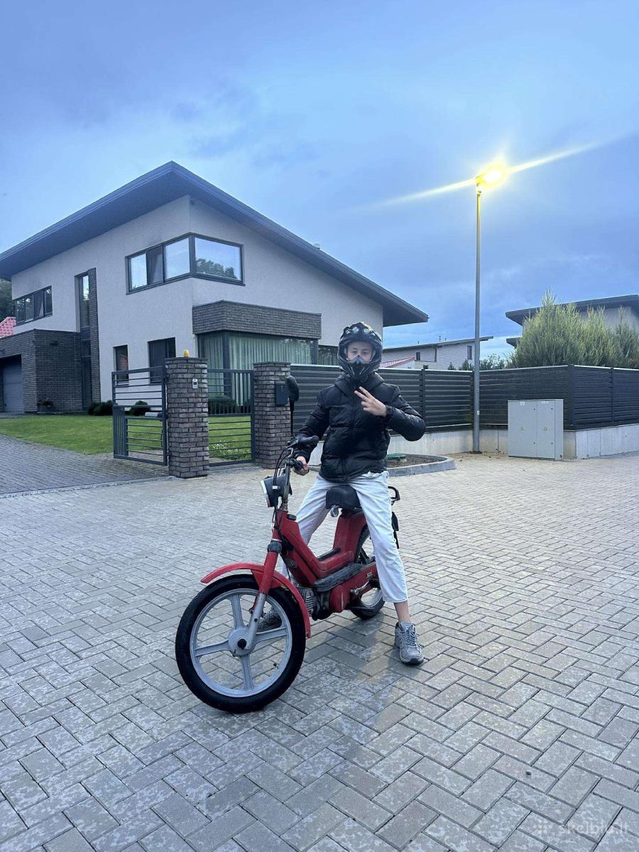 Красный Piaggio Ciao 1986 в Каунас, объемом двигателя 49.00 л и пробегом 0 тыс. км за 850 €, фото 3 на AUTOMOTO.COM.LV