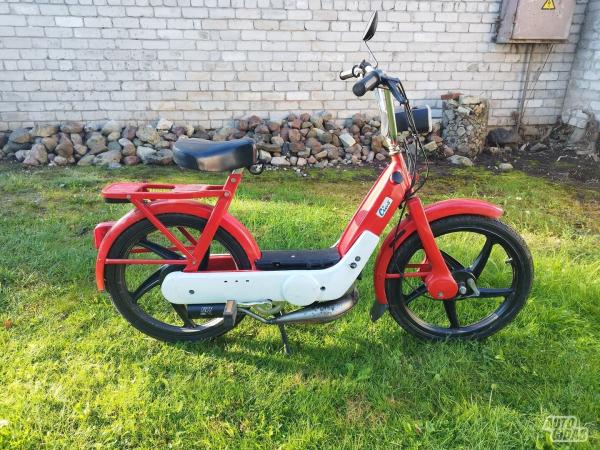 Red Piaggio Ciao 1998 in Panevezys, with an engine capacity of 0.07 L and mileage of 1 thousand km for 1150 €, photo 1 on AUTOMOTO.COM.LV