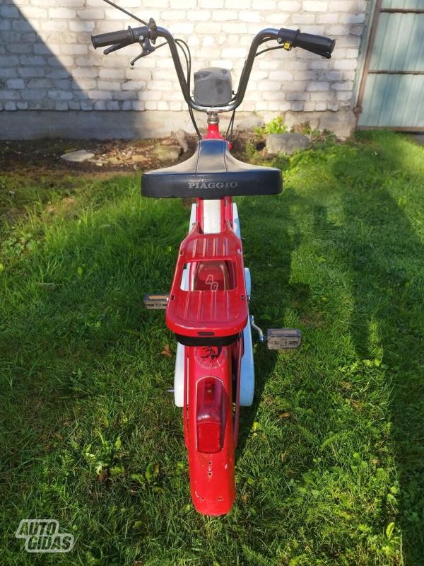 Red Piaggio Ciao 1998 in Panevezys, with an engine capacity of 0.07 L and mileage of 1 thousand km for 1150 €, photo 5 on AUTOMOTO.COM.LV