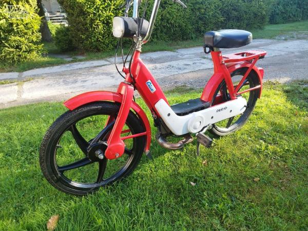 Red Piaggio Ciao 1998 in Panevezys, with an engine capacity of 0.07 L and mileage of 1 thousand km for 1150 €, photo 8 on AUTOMOTO.COM.LV