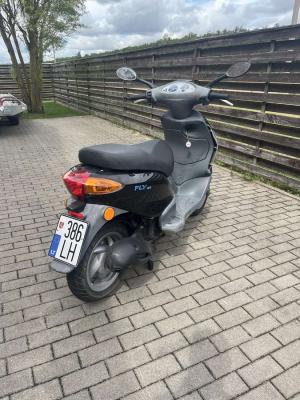 Black Piaggio Fly 2008 in Marijampole, with an engine capacity of 0.13 L and mileage of 6 thousand km for 850 €, photo 4 on AUTOMOTO.COM.LV