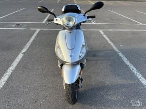 Grey Piaggio Fly 2008 in Kaunas, with an engine capacity of 0.05 L and mileage of 19 thousand km for 850 €, photo 3 on AUTOMOTO.COM.LV