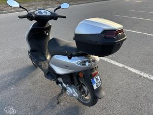 Grey Piaggio Fly 2008 in Kaunas, with an engine capacity of 0.05 L and mileage of 19 thousand km for 850 €, photo 7 on AUTOMOTO.COM.LV