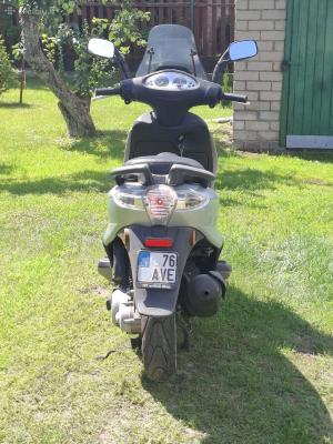 Серый Piaggio Fly 2011 в Вилкавишкис, объемом двигателя 50.00 л и пробегом 12 тыс. км за 550 €, фото 5 на AUTOMOTO.COM.LV
