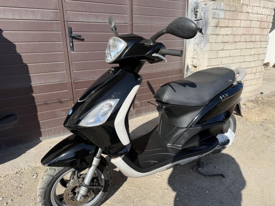 Piaggio Fly 2008 in Kretinga, with an engine capacity of 0.00 L and mileage of 0 thousand km for 800 €, photo 3 on AUTOMOTO.COM.LV