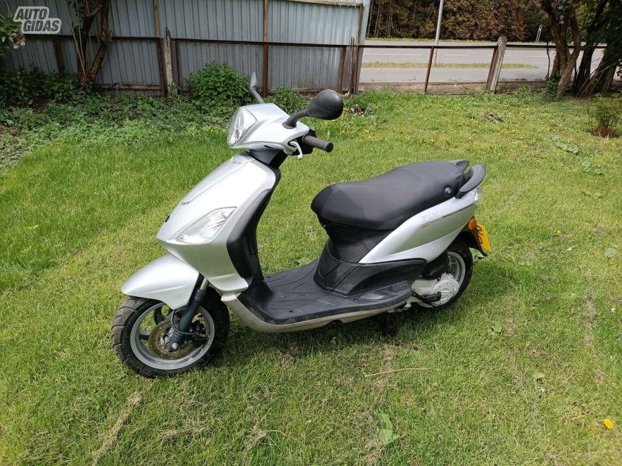 Piaggio Fly 2009 Kauņa, ar dzinēja tilpumu 0.00 L un nobraukumu 0 tūkst. km par 647 €, foto 2 vietnē AUTOMOTO.COM.LV
