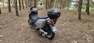 Pelēks Piaggio Liberty 2004 Kauņa, ar dzinēja tilpumu 0.13 L un nobraukumu 21 tūkst. km par 1000 €, foto 5 vietnē AUTOMOTO.COM.LV