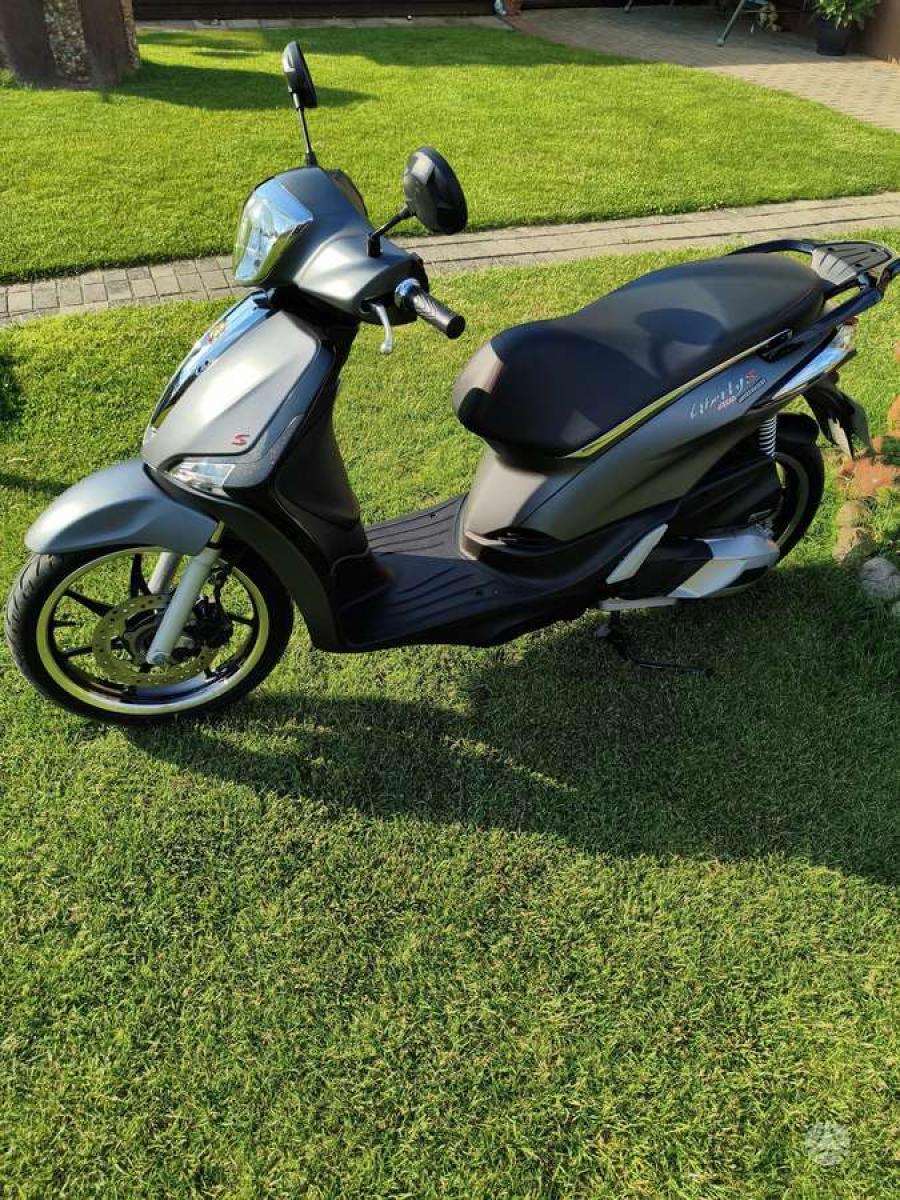 Grey Piaggio Liberty 2020 in Siauliai, with an engine capacity of 0.13 L and mileage of 10 thousand km for 2050 €, photo 5 on AUTOMOTO.COM.LV