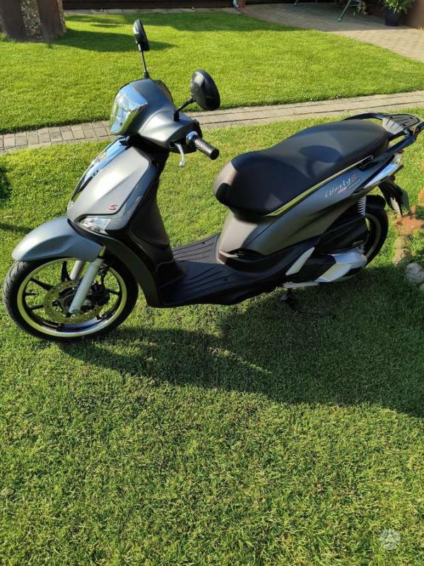 Серый Piaggio Liberty 2020 в Шяуляй, объемом двигателя 0.13 л и пробегом 10 тыс. км за 2050 €, фото 4 на AUTOMOTO.COM.LV
